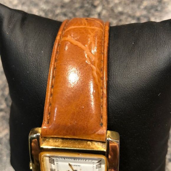 collezio | Accessories | Collezio Watch Gold Tone | Poshmark